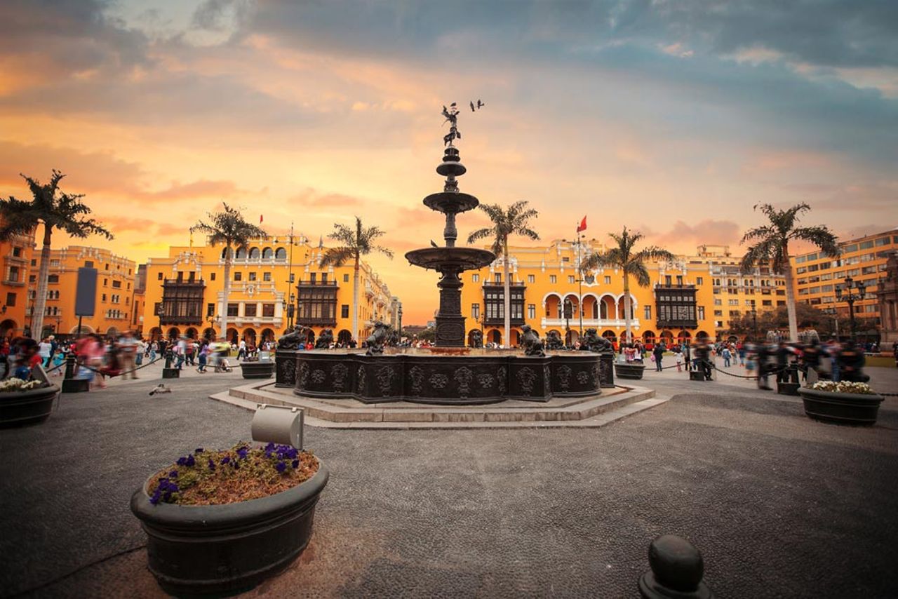 Lima Hop-On Hop-Off Tours & Attractions | City Sightseeing©