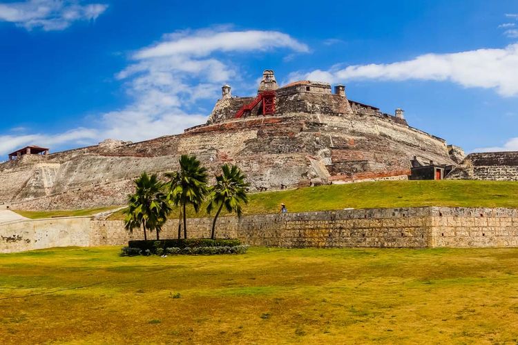 Cartagena Hop-On Hop-Off Tours & Attractions | City Sightseeing©